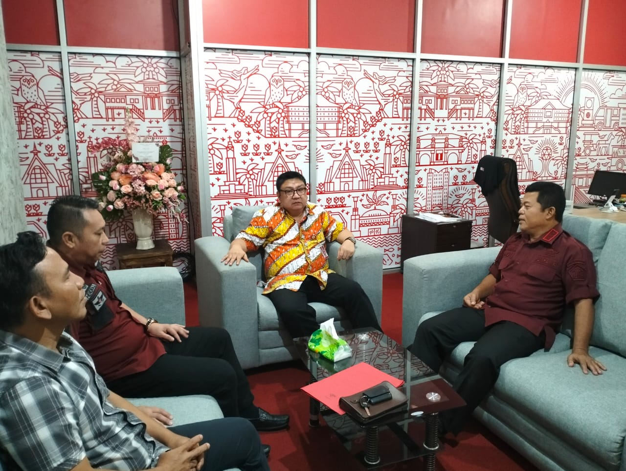 Kolaborasi Kalapas Kelas II A Tuminting Bersama Kadis Dukcapil Kota ...